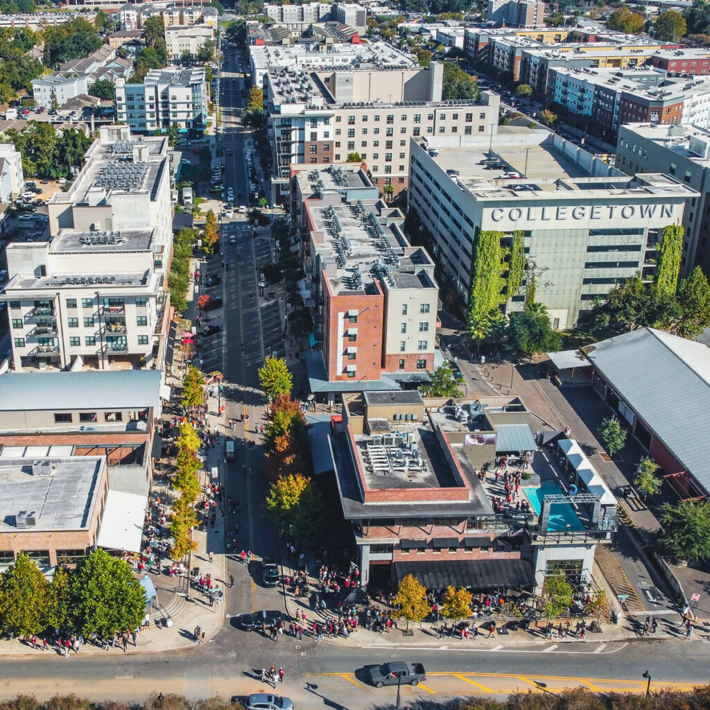 College Town – Urban Street Development